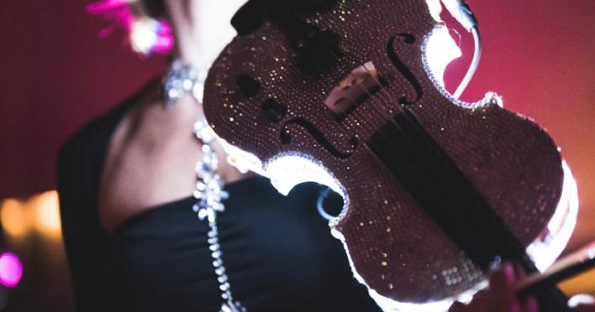 LED-Violin 01 | inTONE BOOKINGS